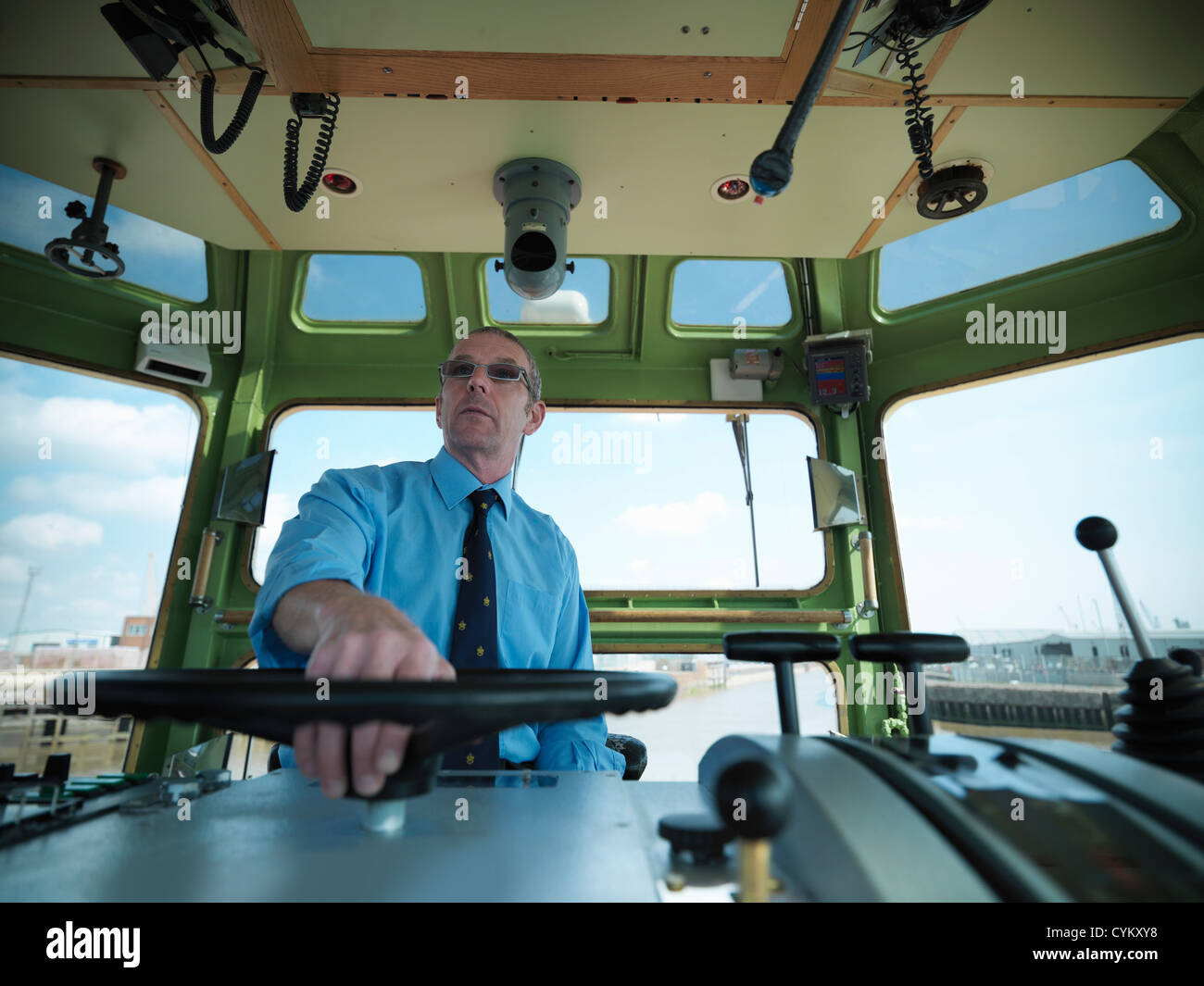 Wheel wheelhouse hi-res stock photography and images - Alamy