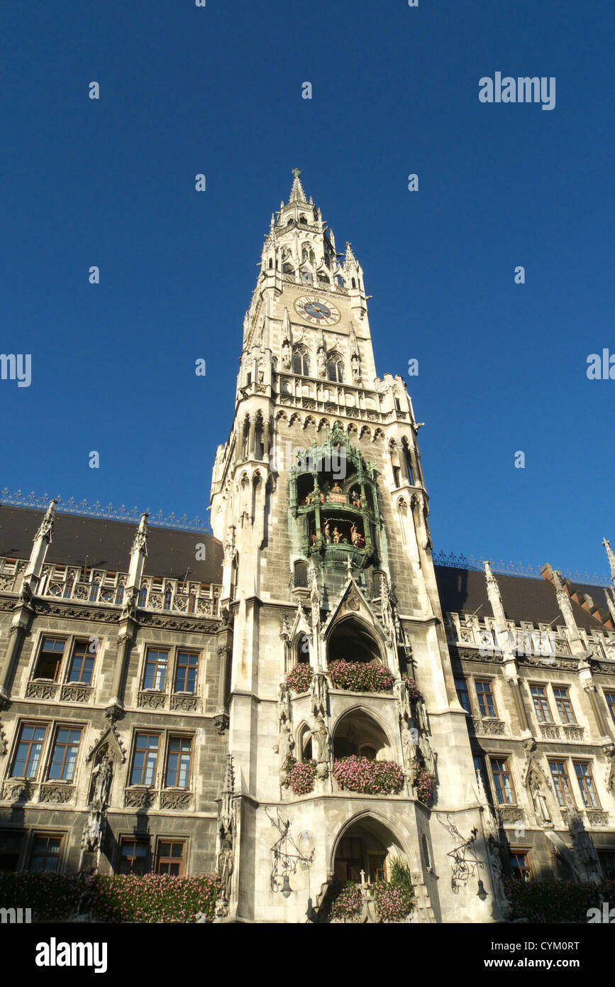 Rathaus clock tower marienplatz munich hi-res stock photography and ...