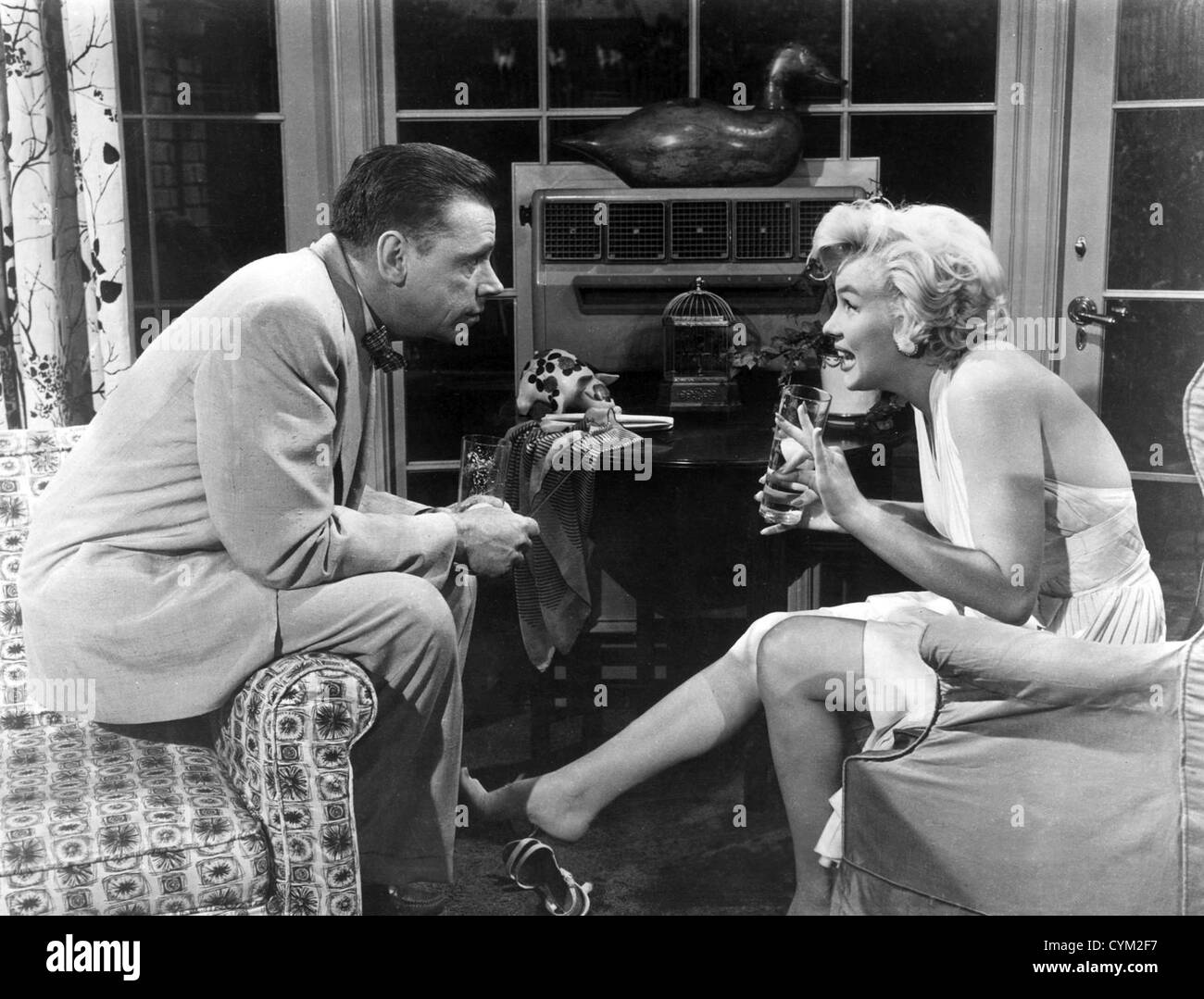 The seven year itch tom ewell hi-res stock photography and images - Alamy
