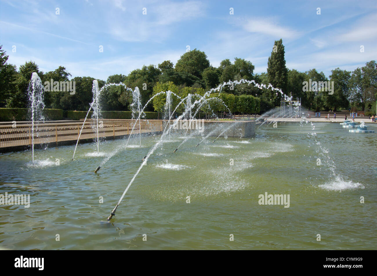 Fountains In London England at Sophie Clarkson blog