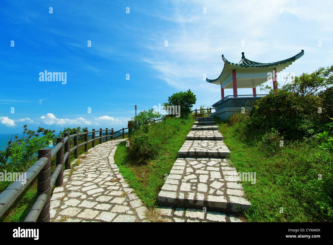 Chinese mountain pathway hi-res stock photography and images - Alamy