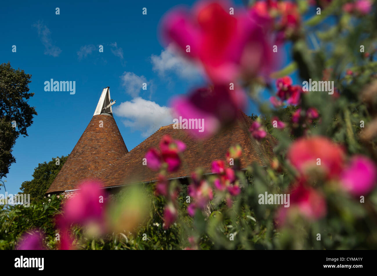 Oast House Roundel at Sara Raven's gardens at Perch Hill, East Sussex ...