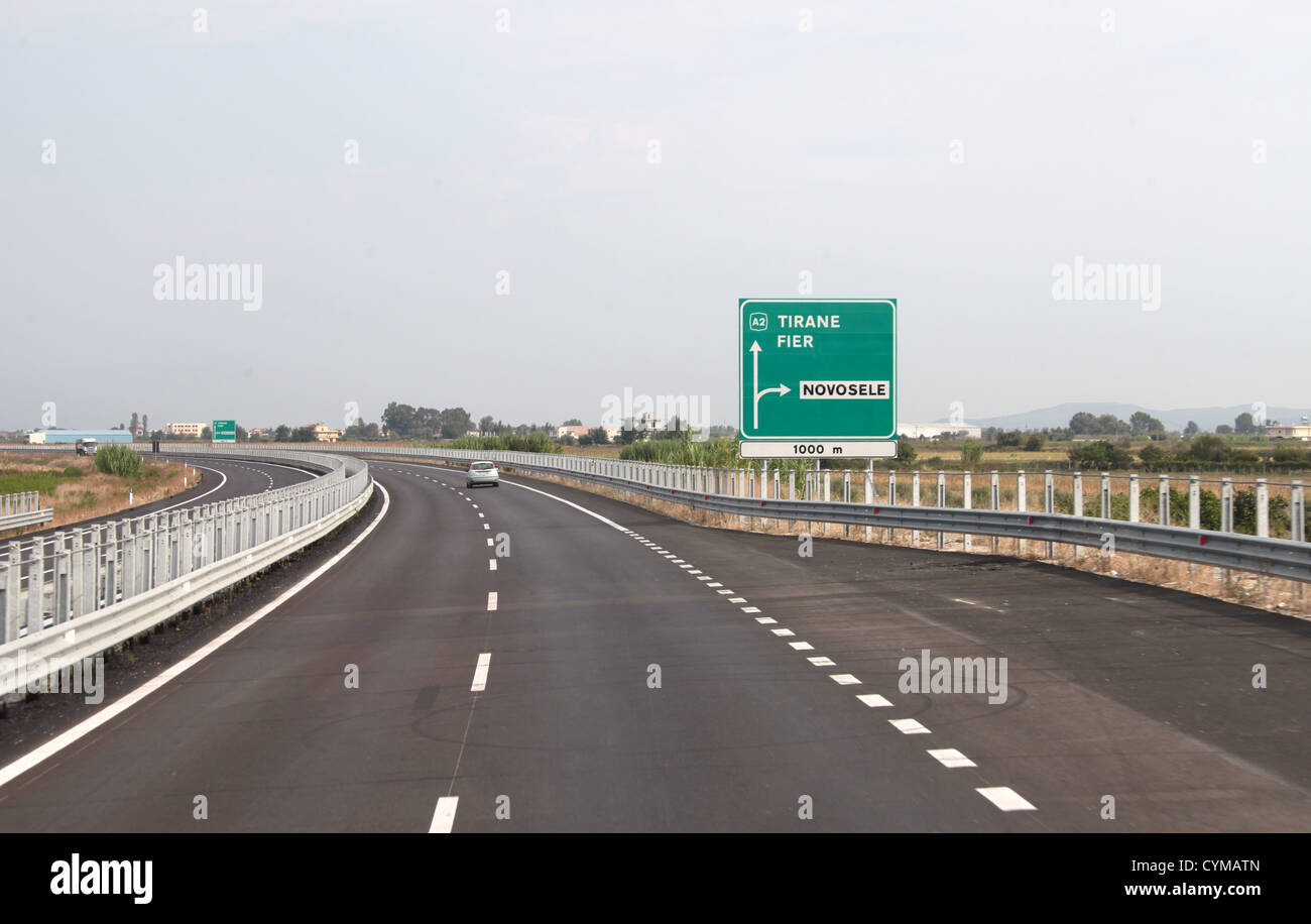 Empty motorway europe hi-res stock photography and images - Alamy