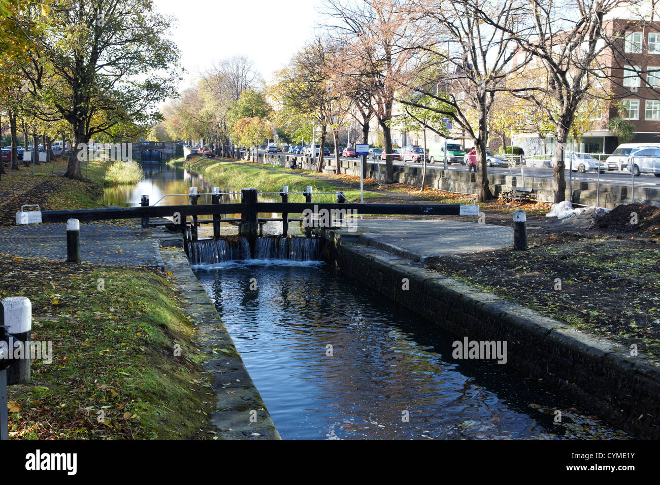 Grand canal lock hi-res stock photography and images - Alamy