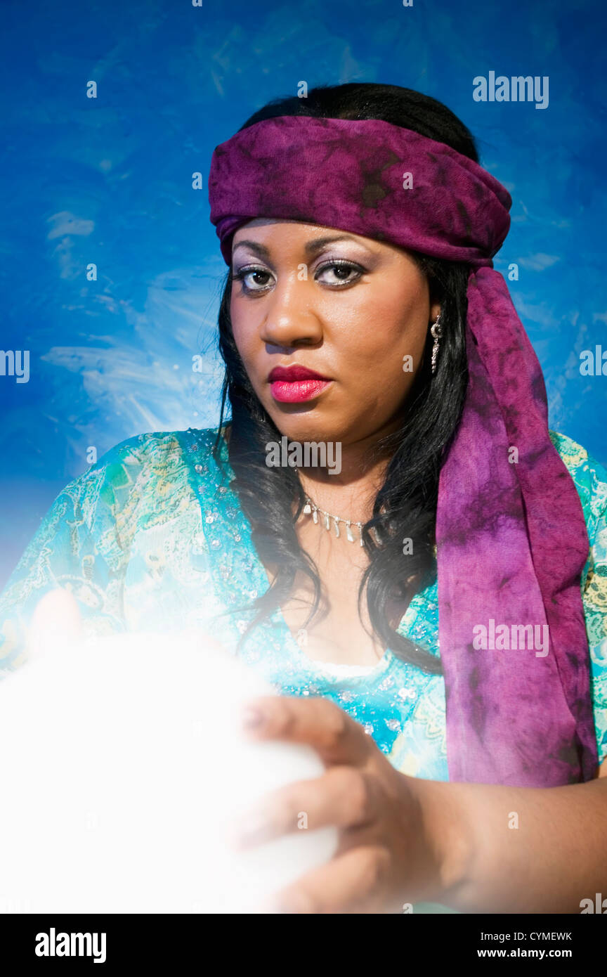 Gypsy fortune teller Stock Photo - Alamy