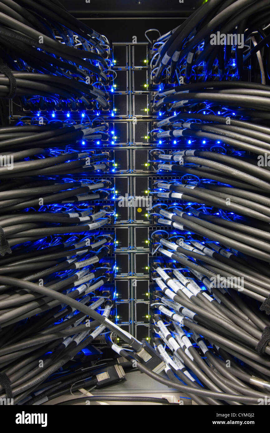 Network server lights hi-res stock photography and images - Alamy