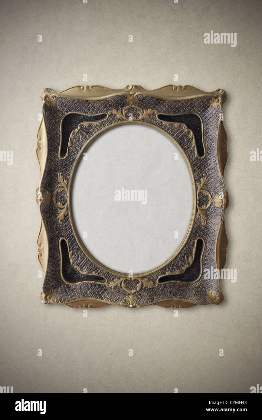 Vintage picture frame hi-res stock photography and images - Alamy