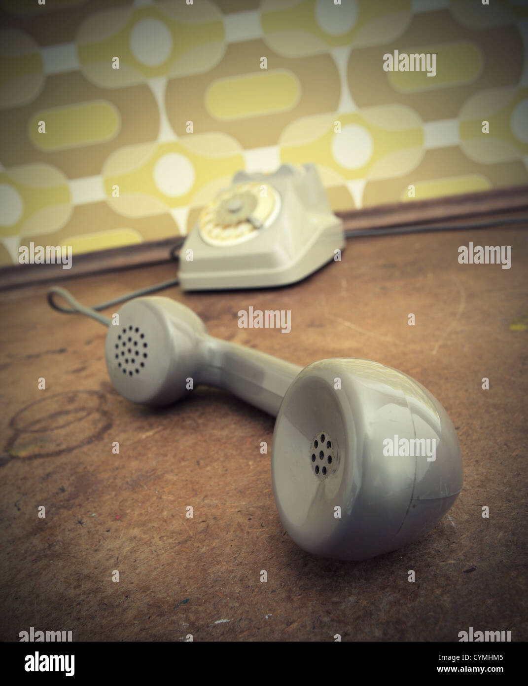 Old-fashioned phone with receiver off Stock Photo - Alamy