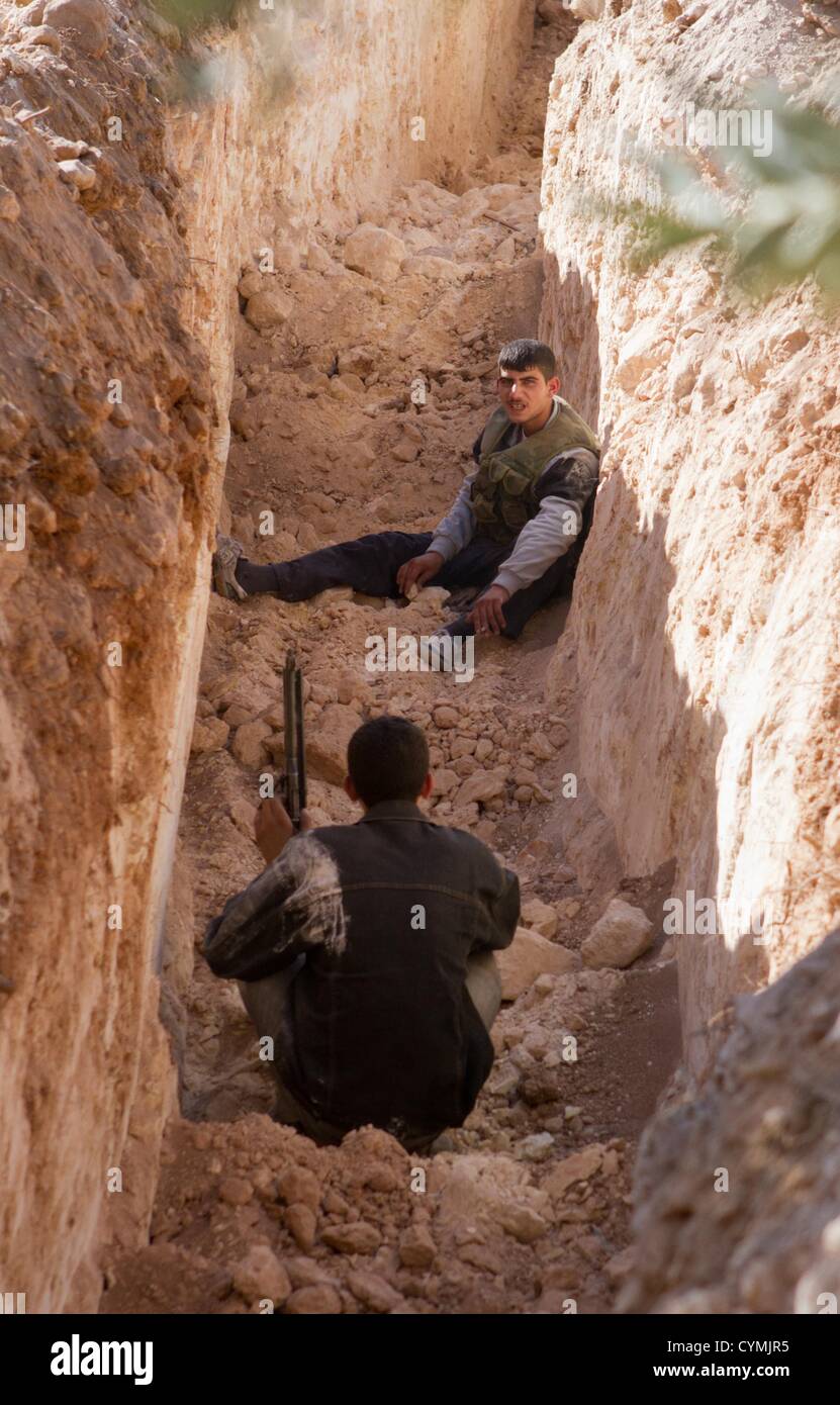 Islamic state fighters aleppo hi-res stock photography and images - Alamy
