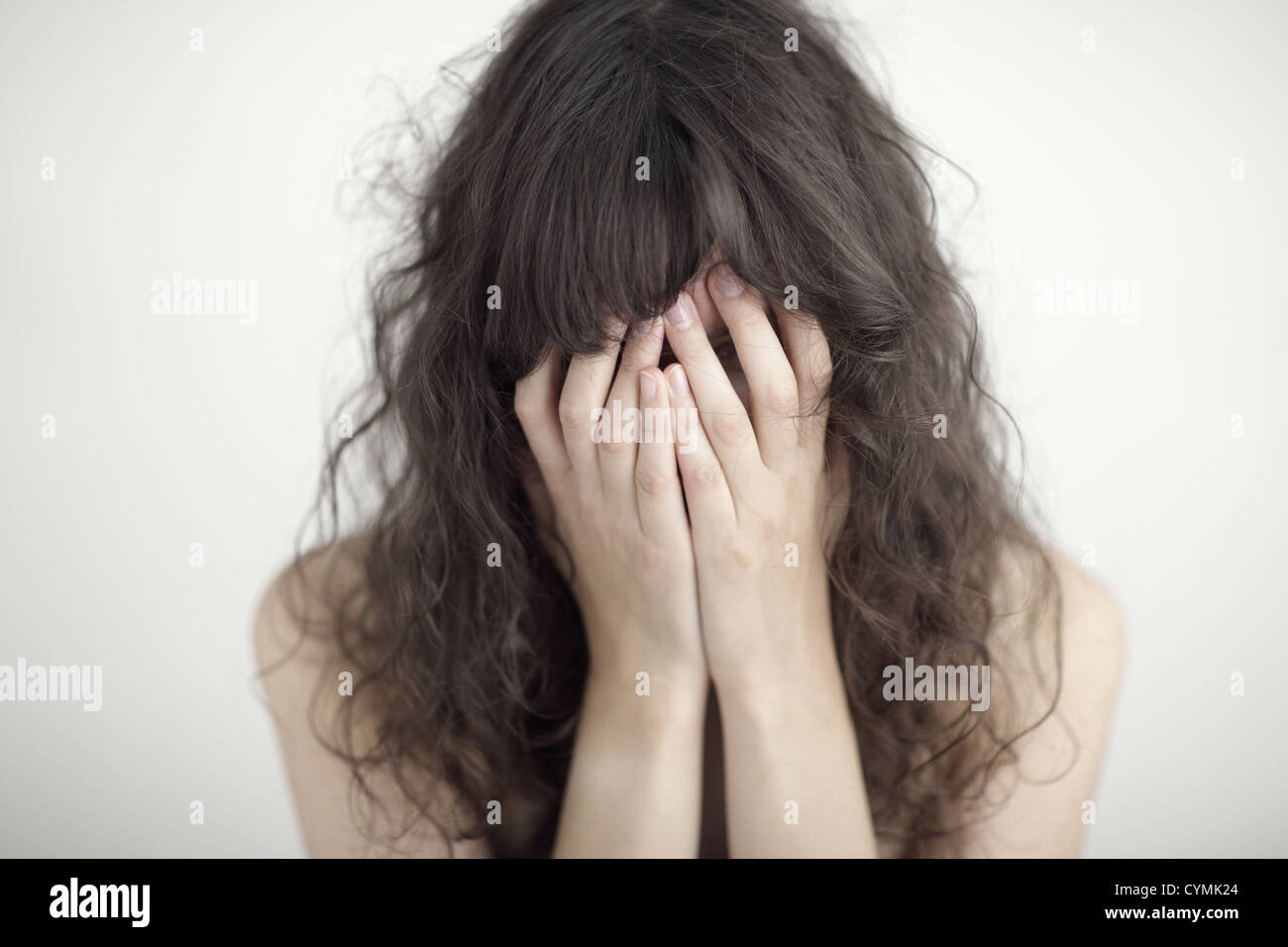 Distraught Woman High Resolution Stock Photography and Images - Alamy