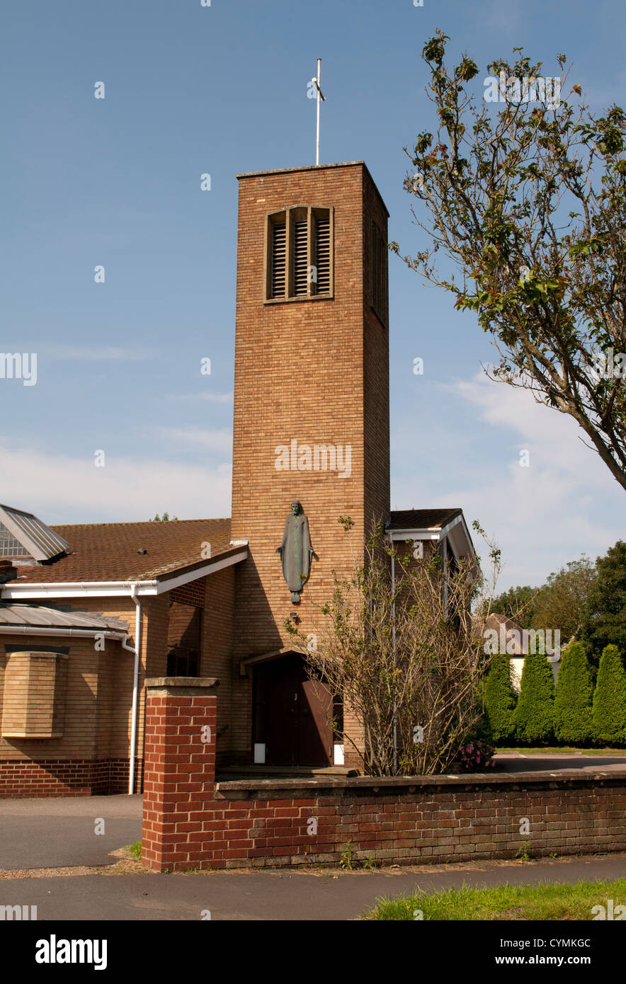 Sacred Heart Roman Catholic Church, Bilton, Rugby, Warwickshire UK ...