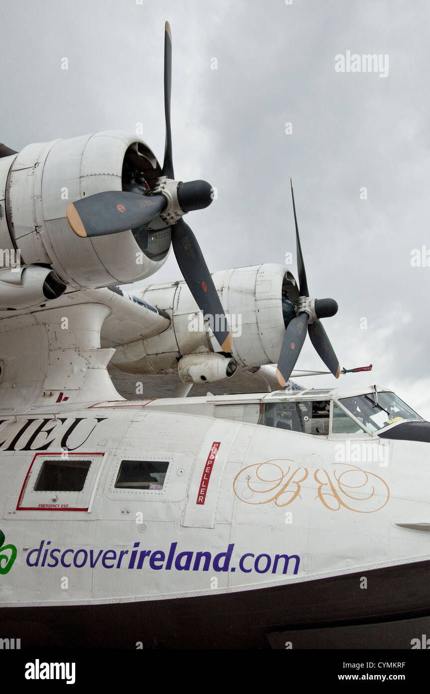 Submarine propellers hi-res stock photography and images - Alamy