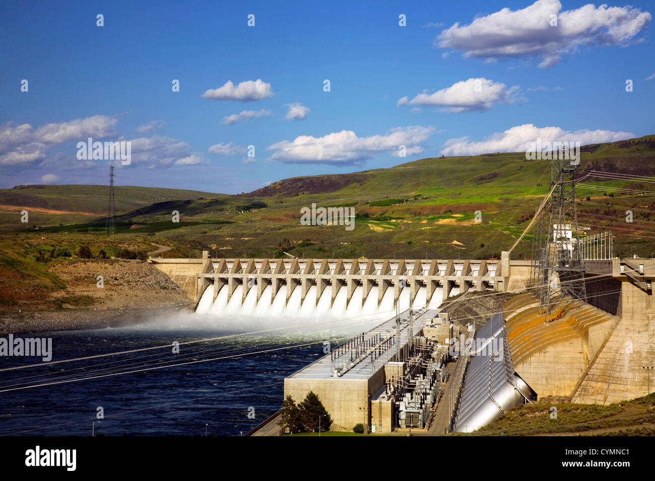 Generation of hydroelectricity hi-res stock photography and images - Alamy