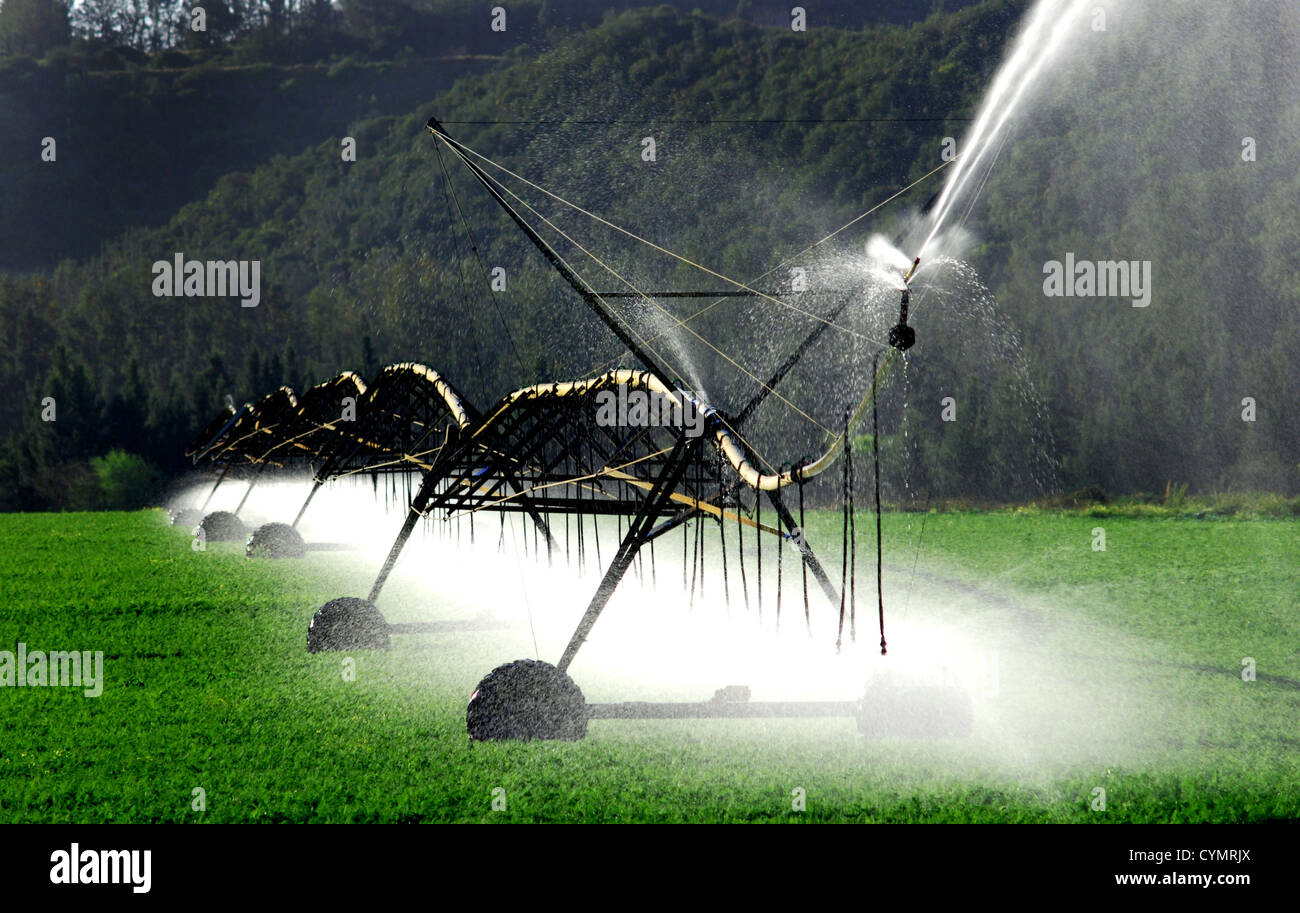 Crop watering system hi-res stock photography and images - Alamy