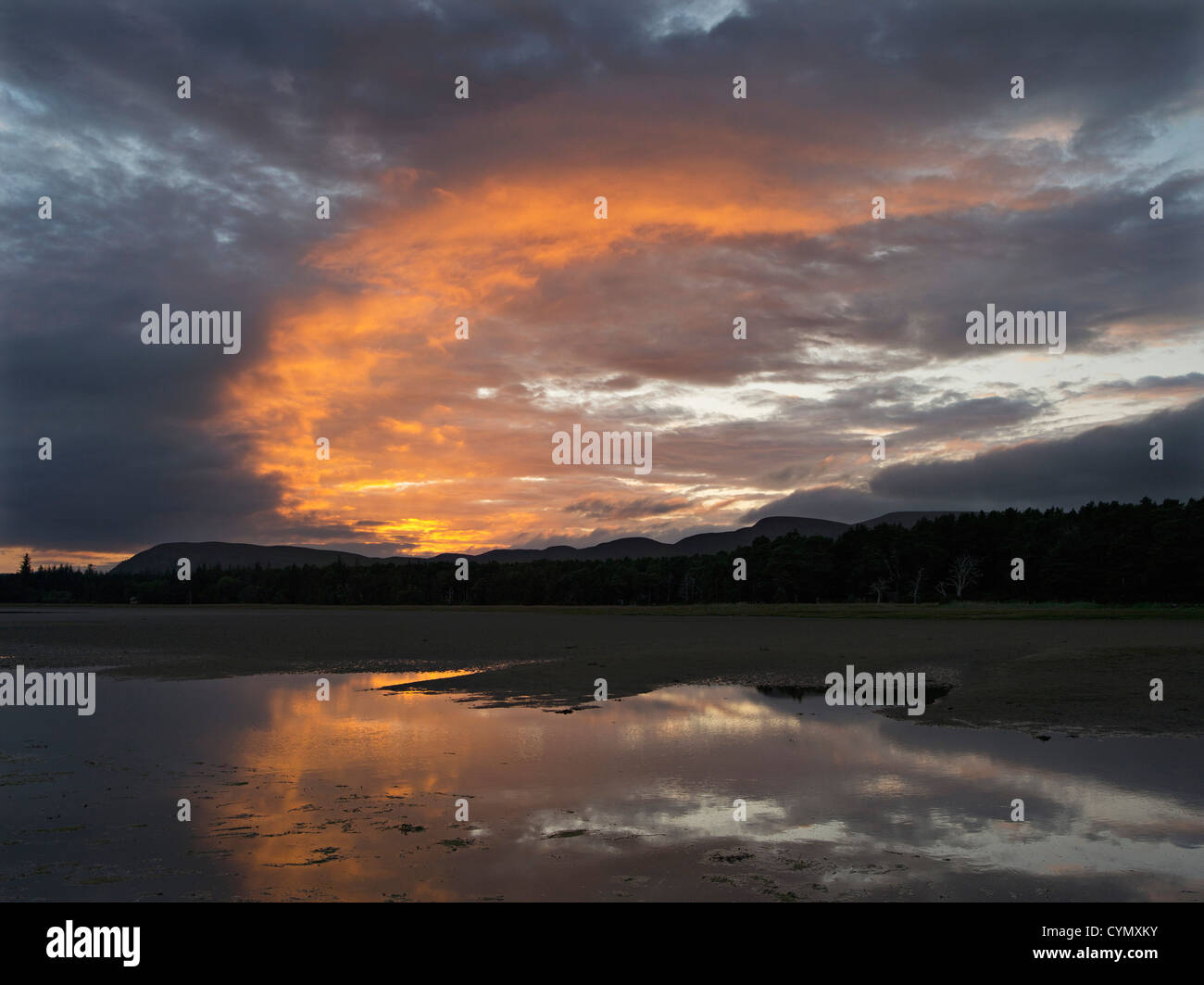 Sunset tidal pond hi-res stock photography and images - Alamy