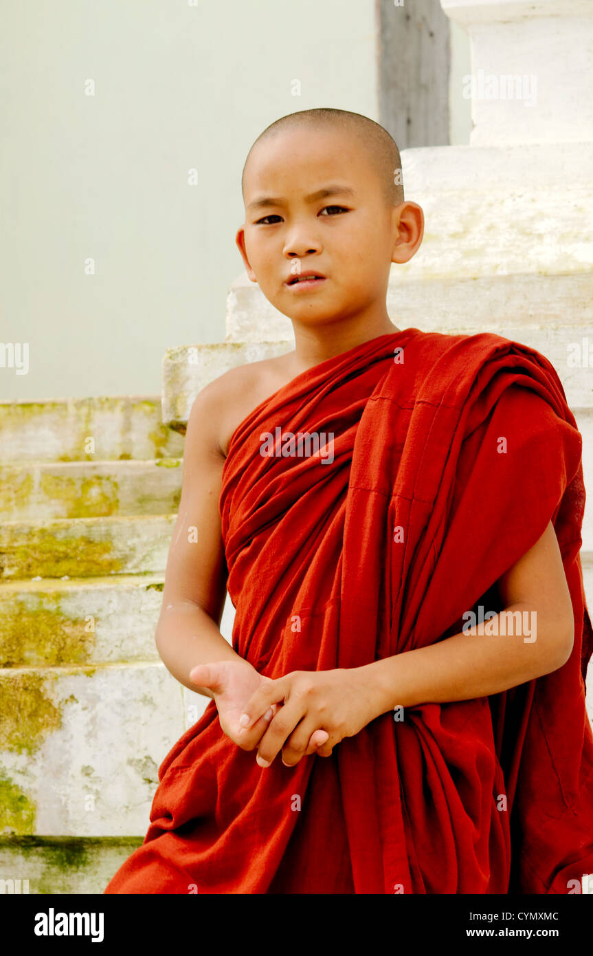 Young monks outside a monastery Stock Photo - Alamy