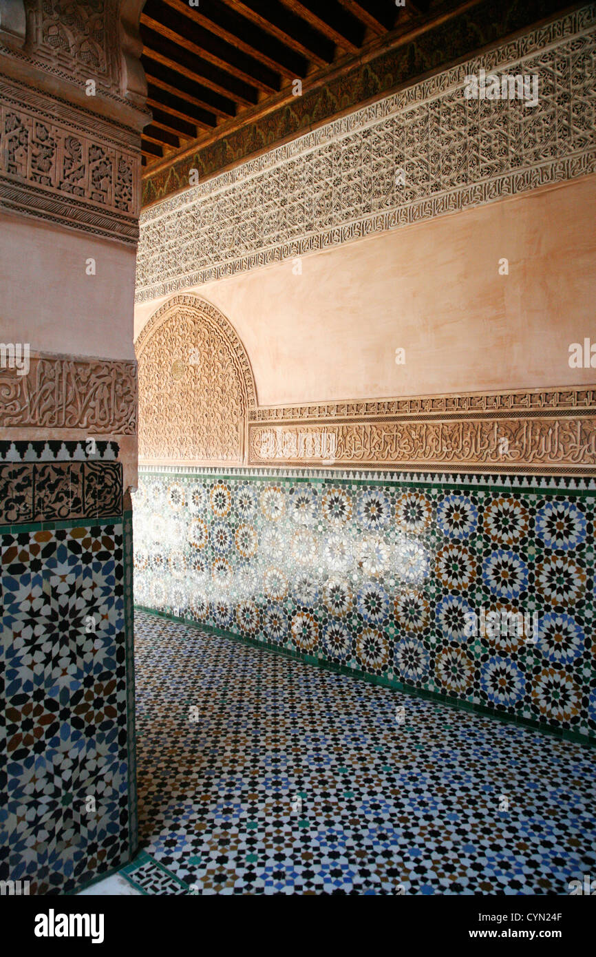 arab corridor in marrakesh Stock Photo - Alamy