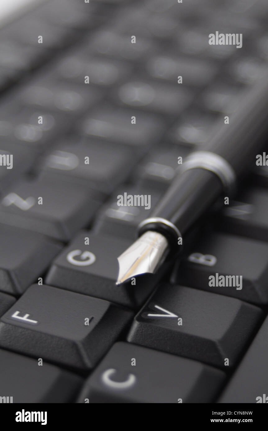 Black computer keyboard hi-res stock photography and images - Alamy