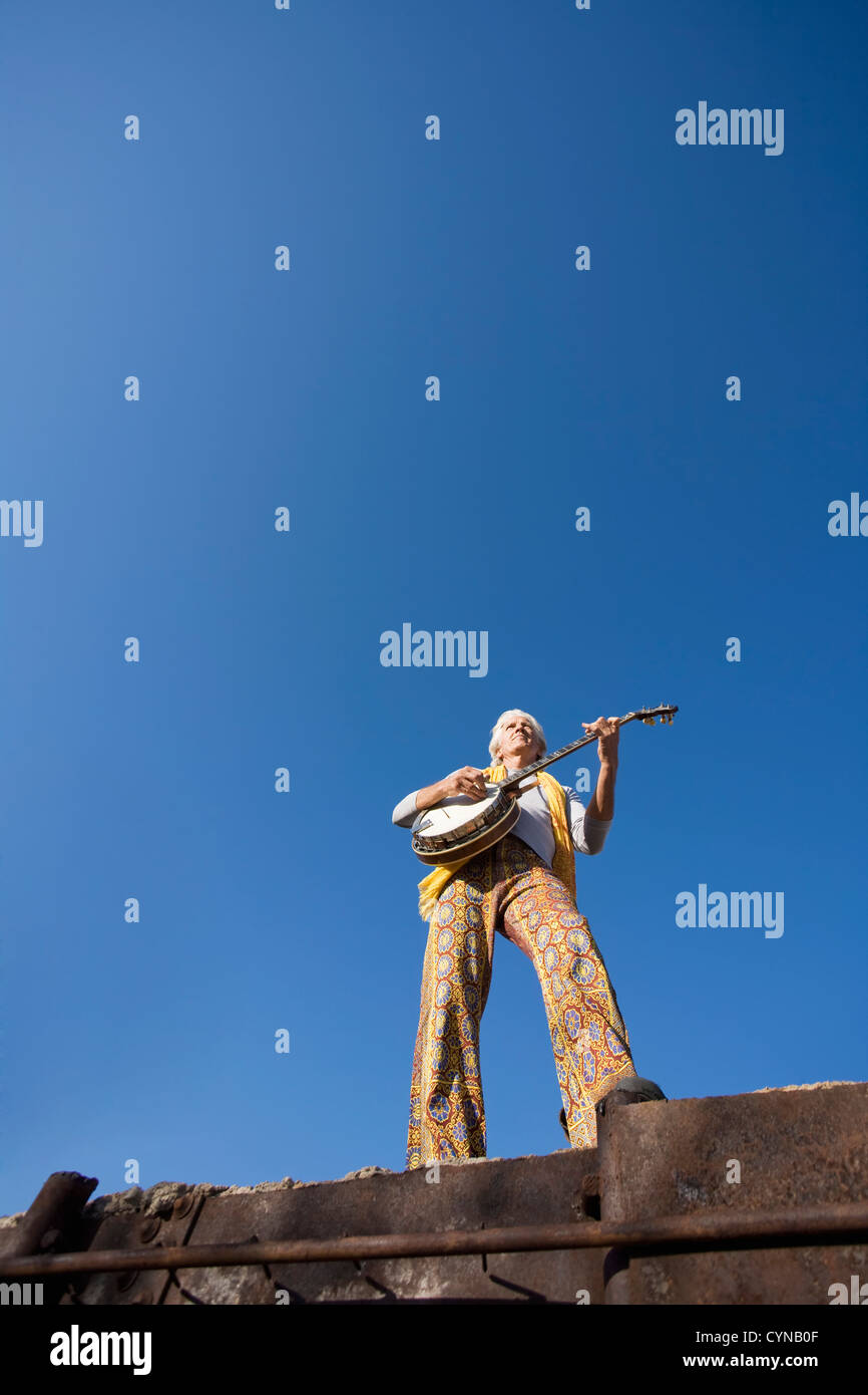 Indian banjo hi-res stock photography and images - Alamy