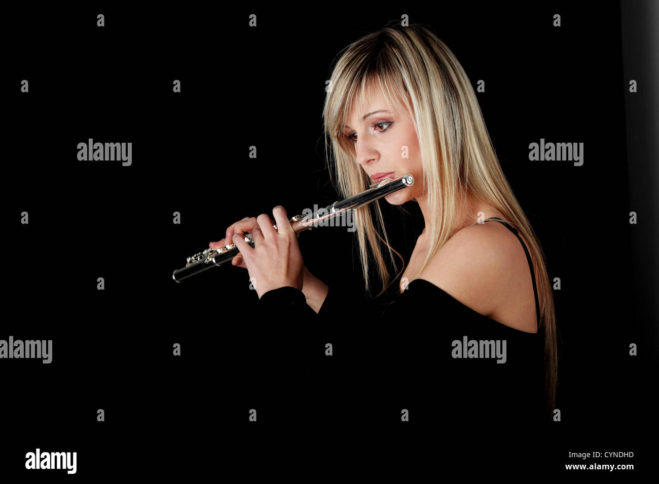 Transverse flute hi-res stock photography and images - Alamy