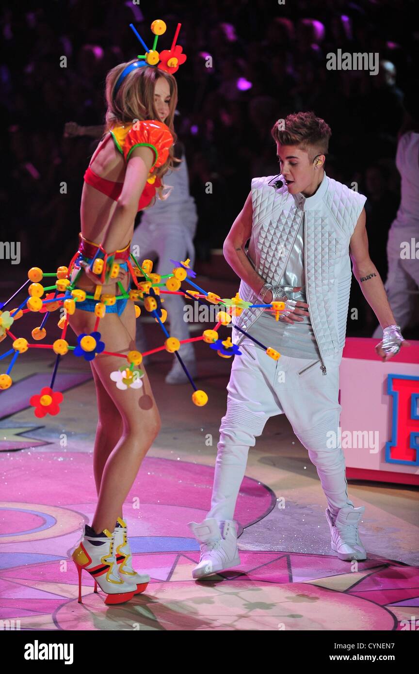 Justin Bieber, Model on stage for The Victoria's Secret Fashion Show ...