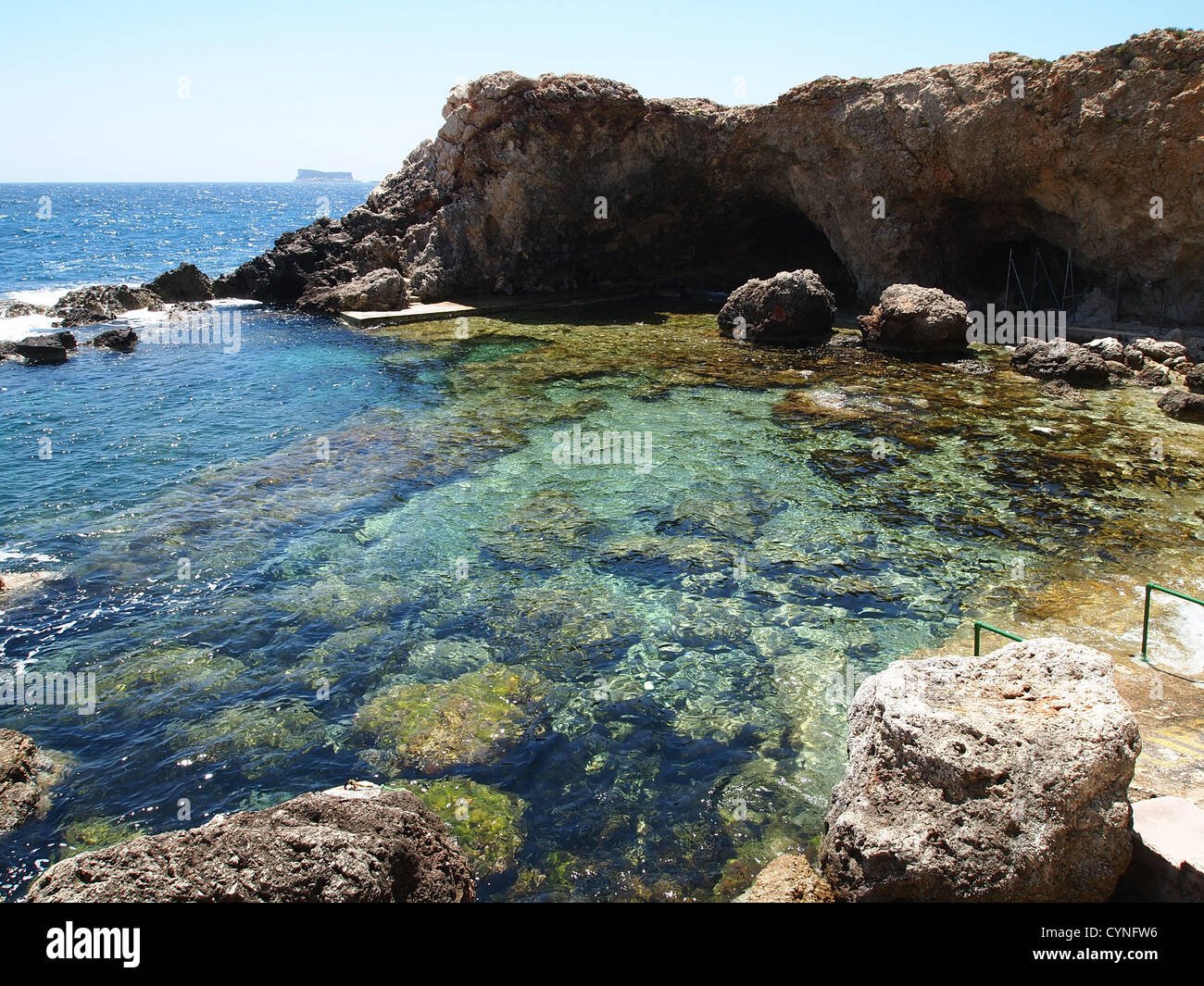 Colorful ground of a sea in a cove Stock Photo - Alamy