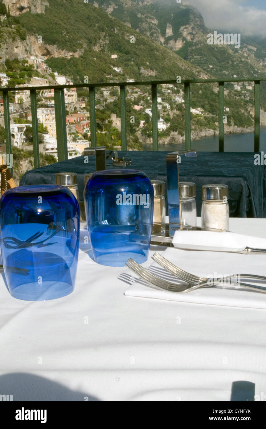 Outside eating hi-res stock photography and images - Alamy