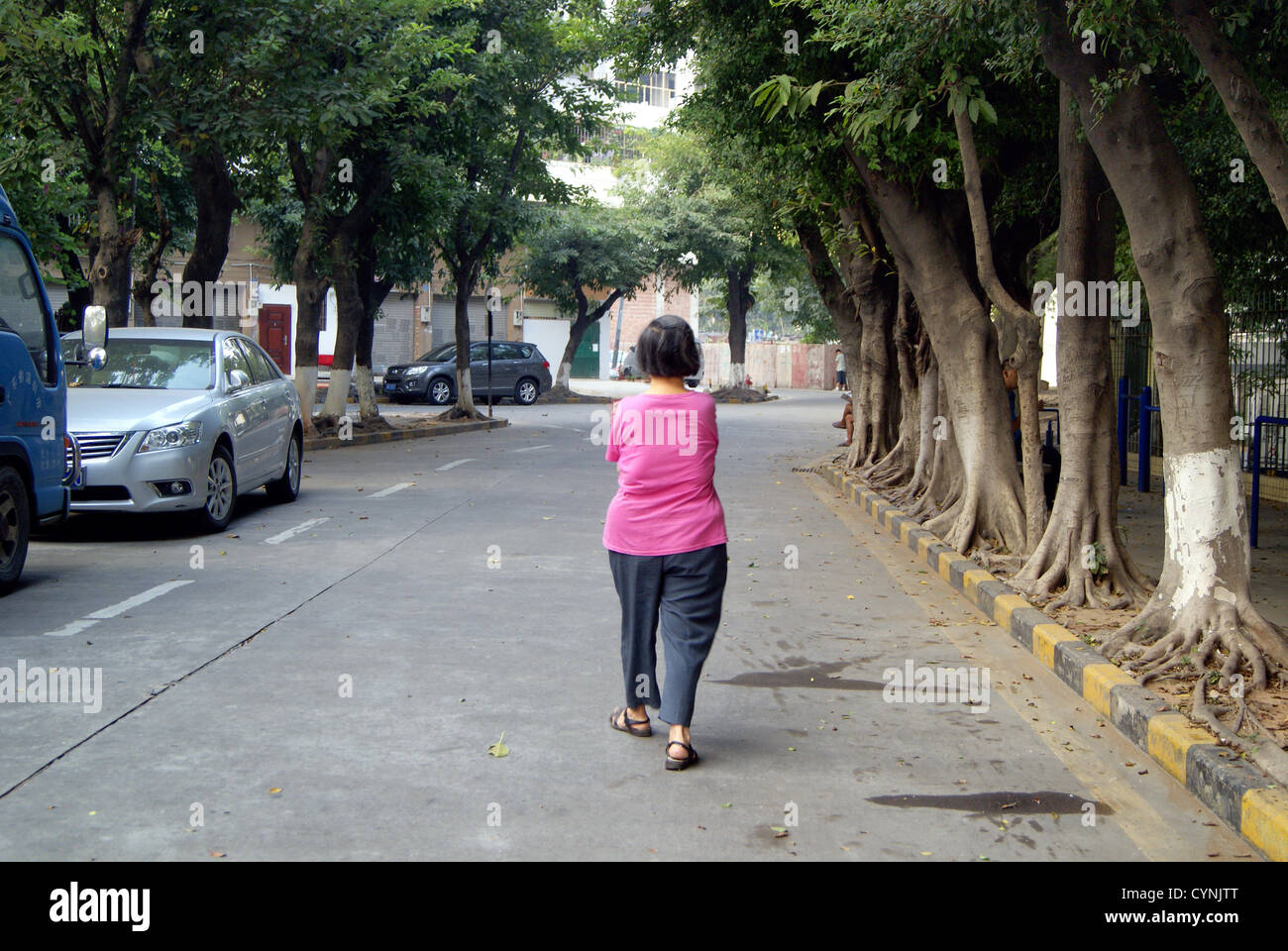 Walk in road hi-res stock photography and images - Alamy