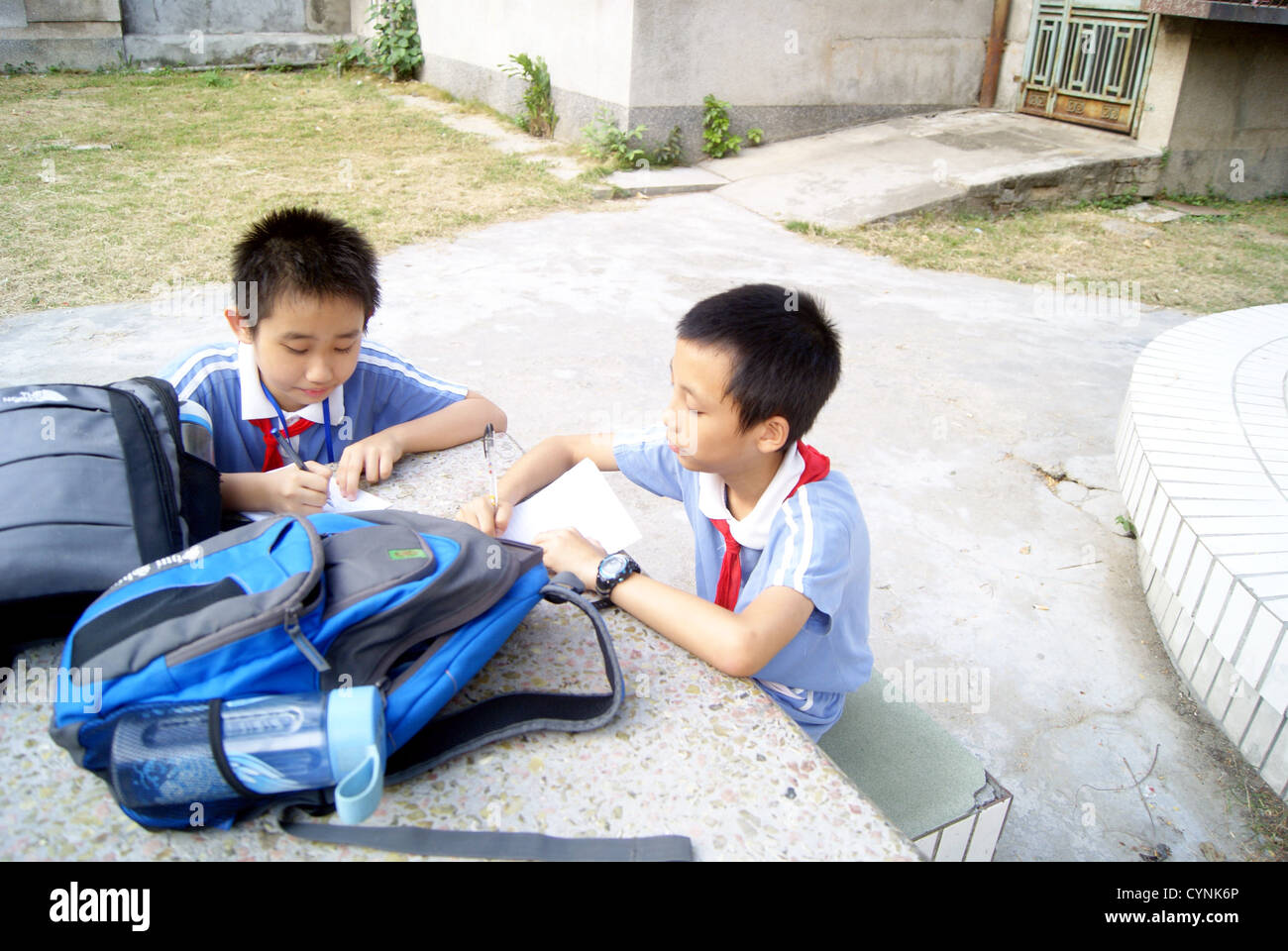 China's primary school students in doing his homework Stock Photo - Alamy