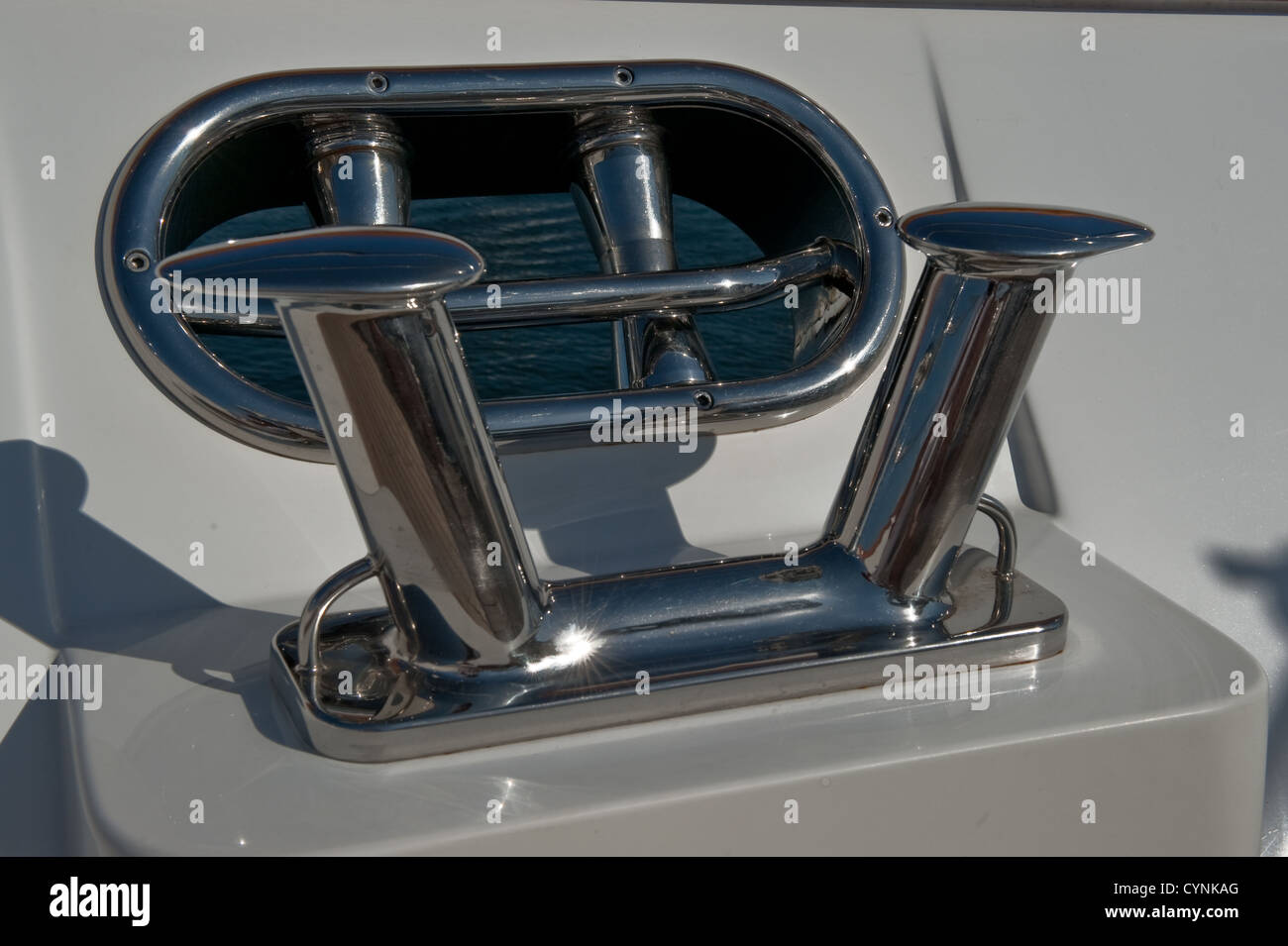 Fairlead hi-res stock photography and images - Alamy