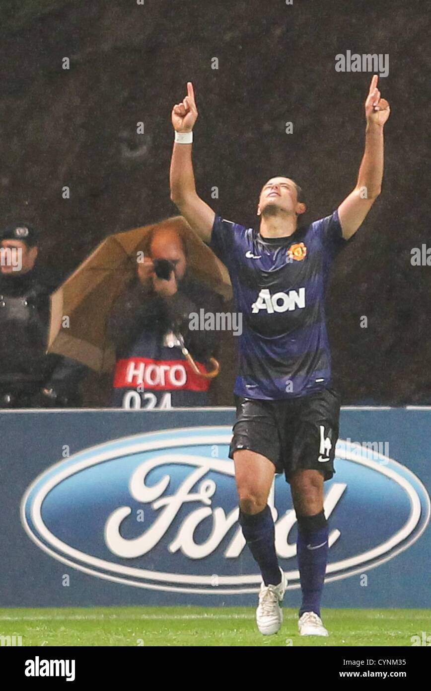 Chicharito goal hi-res stock photography and images - Alamy