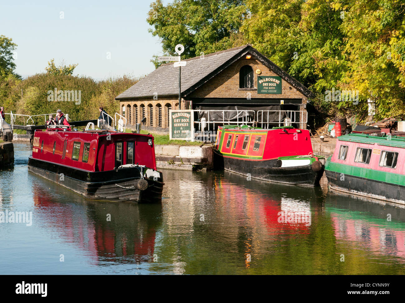 Narrow boats at Bulbourne dry dock and DIY hire on the Grand Union ...
