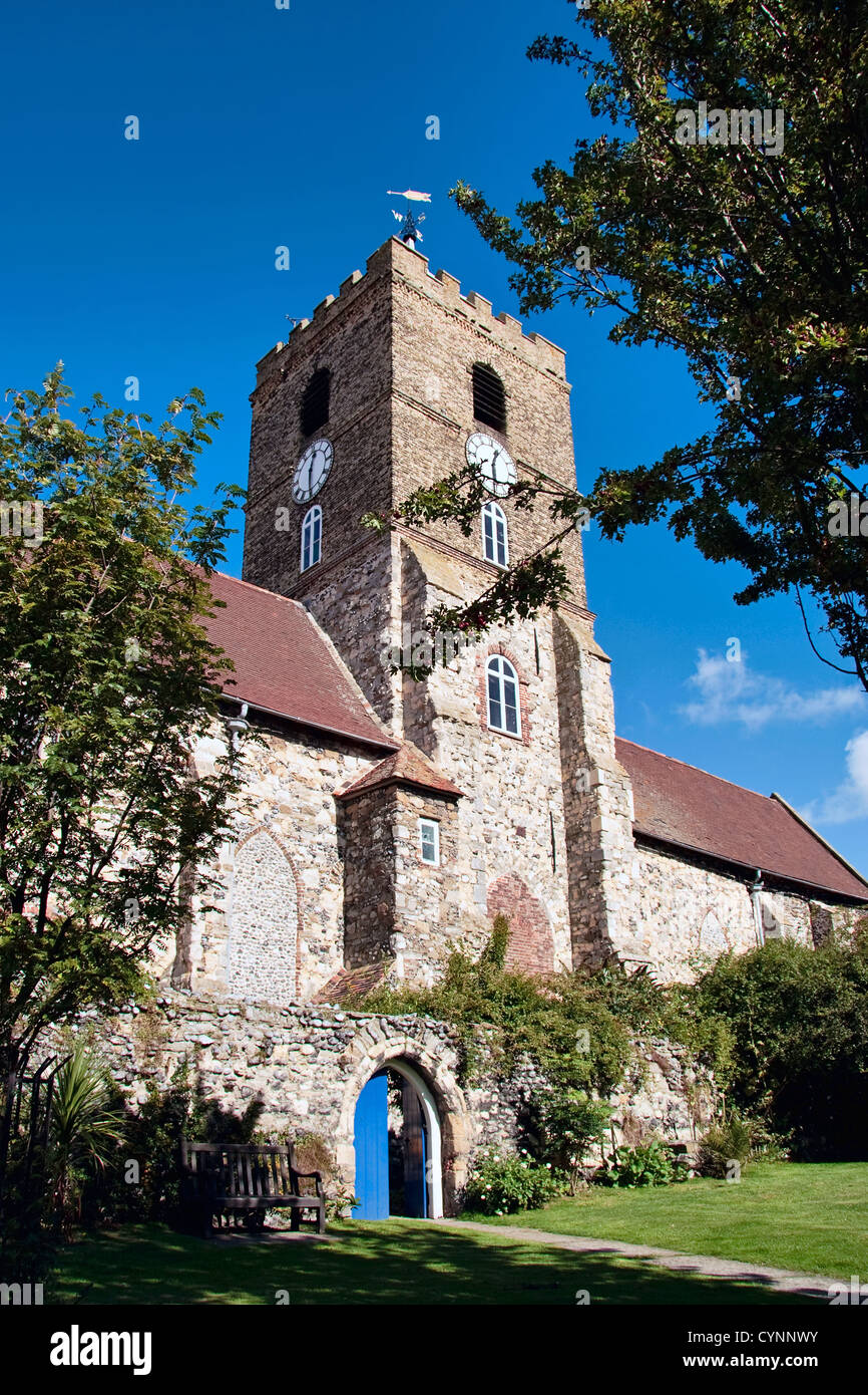 St Peter's church Sandwich Stock Photo - Alamy