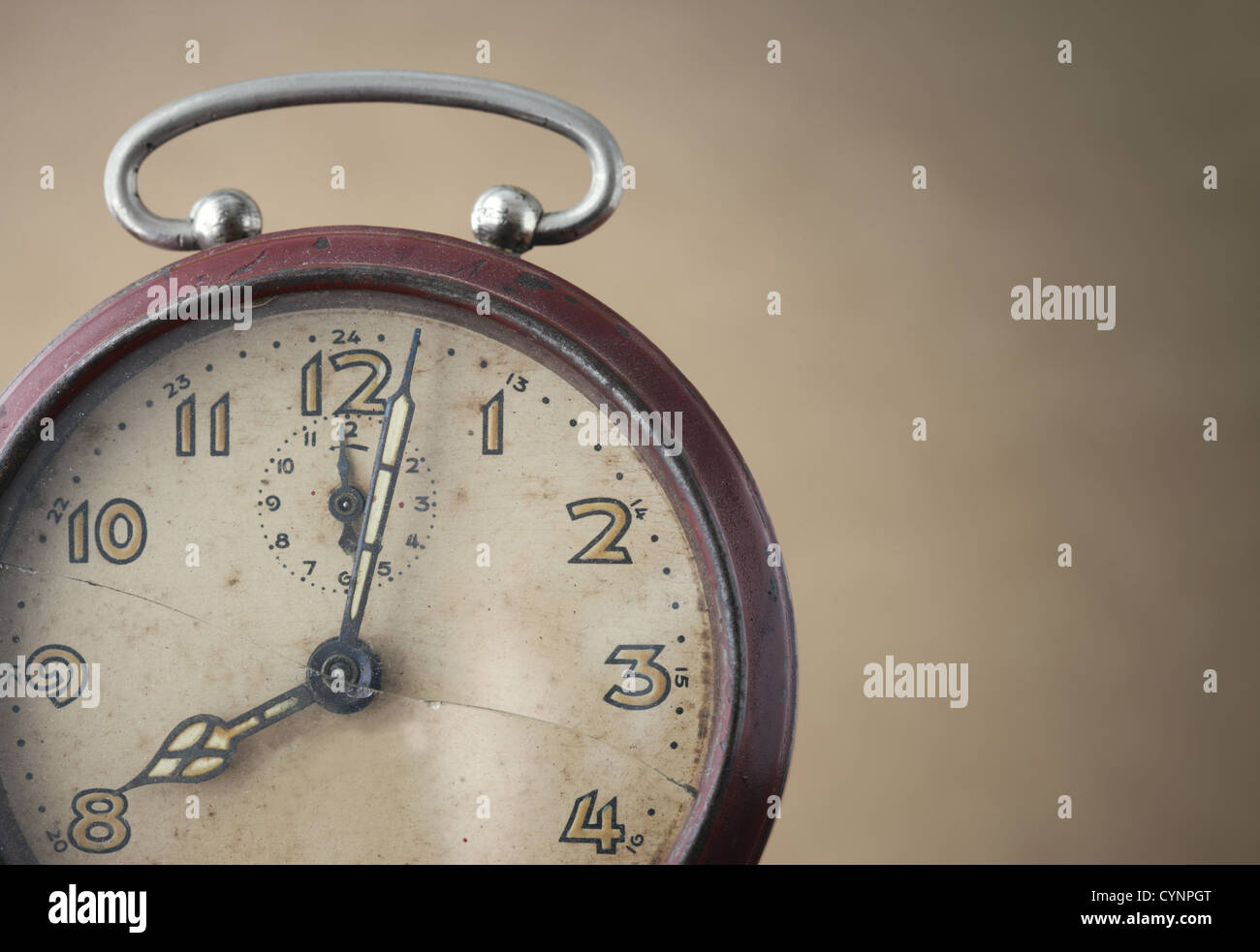 Old alarm clock hi-res stock photography and images - Alamy