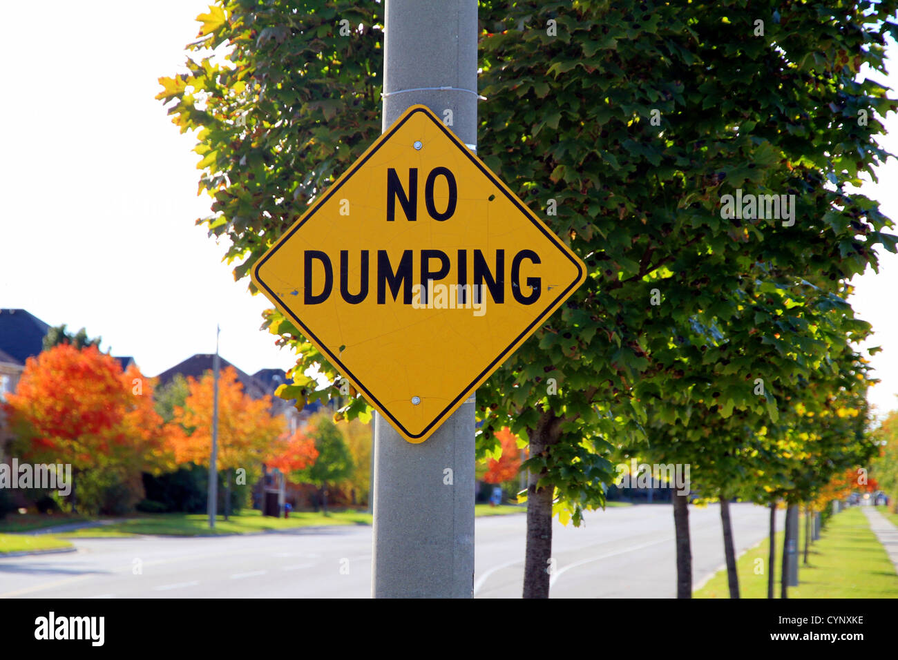 No Dumping Sign Stock Photo - Alamy