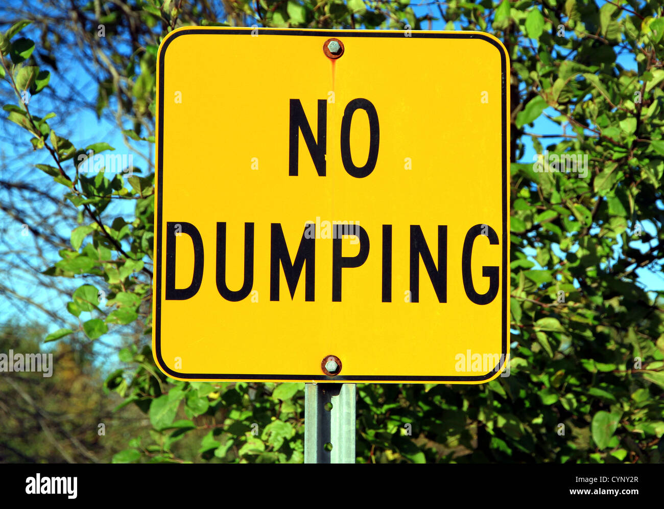 No Dumping Sign Stock Photo - Alamy
