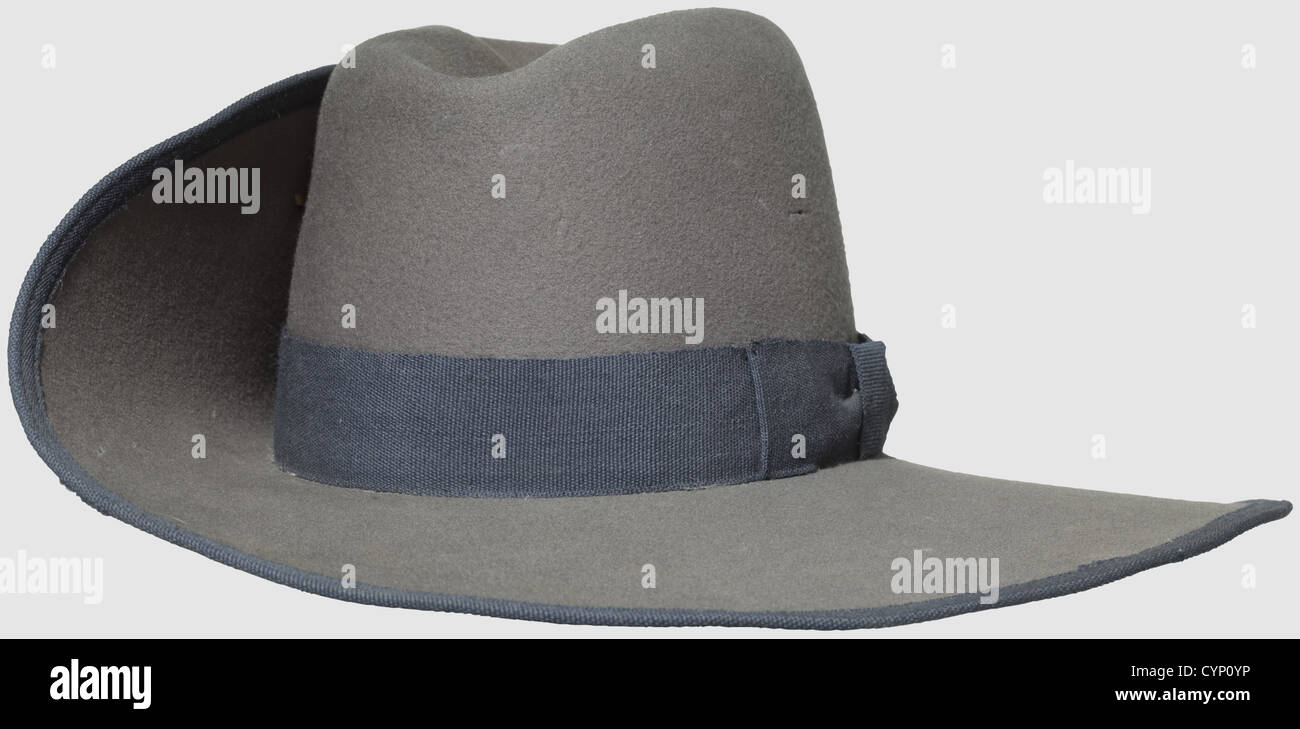 Cornflower blue clothes hi-res stock photography and images - Alamy