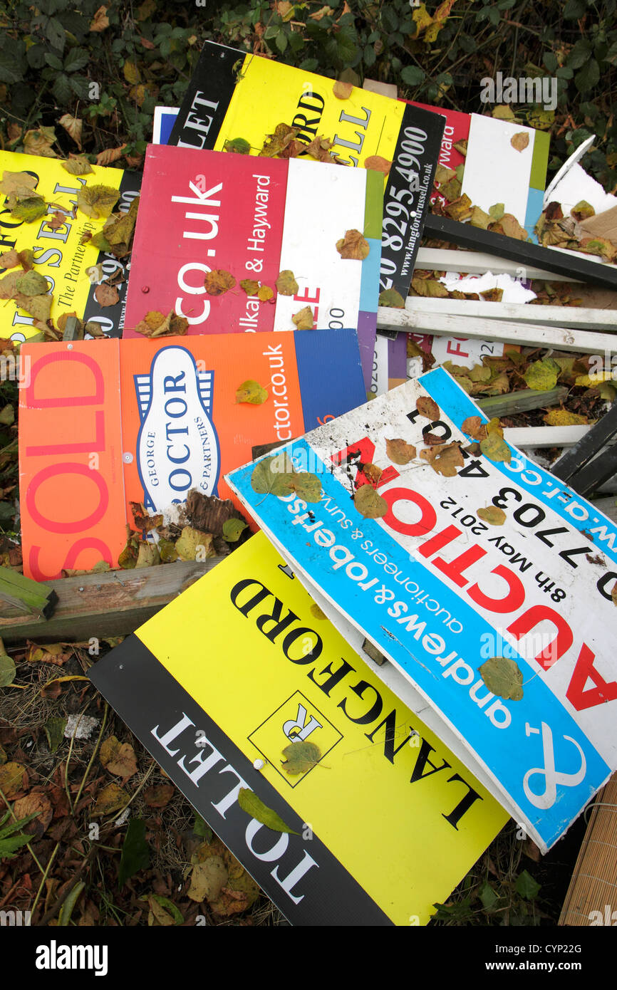 Estate signs hi-res stock photography and images - Alamy