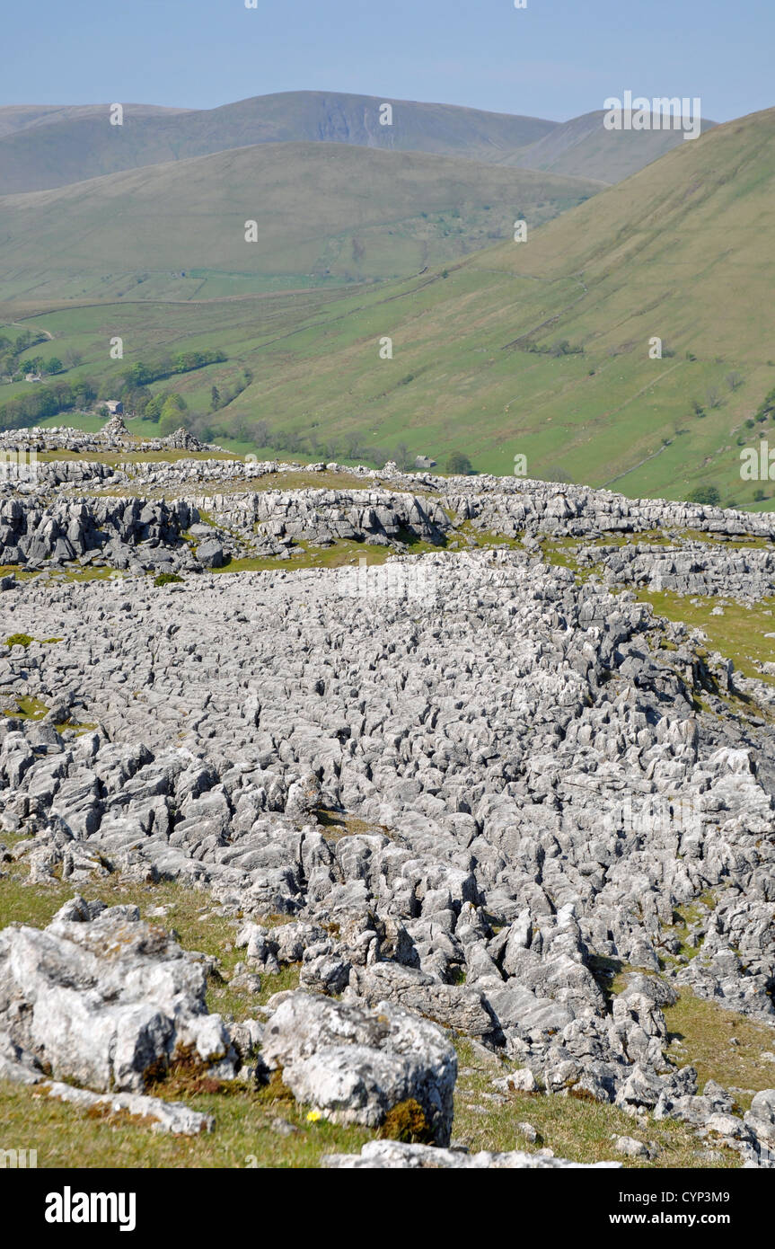 Limestone pavement overlooking Wildboar Fell, Cumbria Stock Photo - Alamy