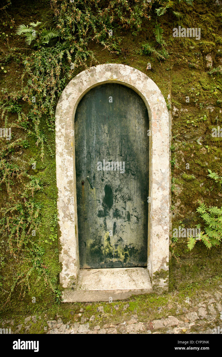 Entry exit garden hi-res stock photography and images - Alamy