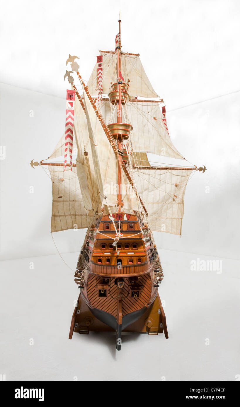 Galleon 16th Century Stock Photos & Galleon 16th Century Stock Images ...