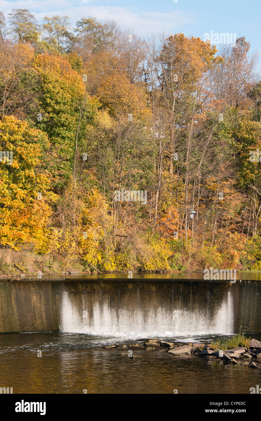 New York, Oswego Canal at Minetto, lock 5 spillway Stock Photo - Alamy