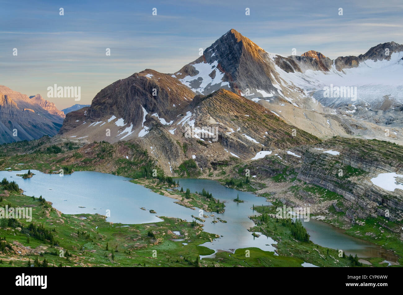 Eveing light over Russell Peak and Limestone Lakes Basin, Height-of-the ...