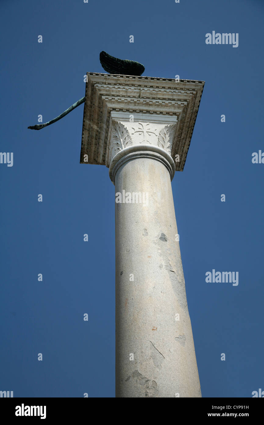 Devil bird hi-res stock photography and images - Alamy