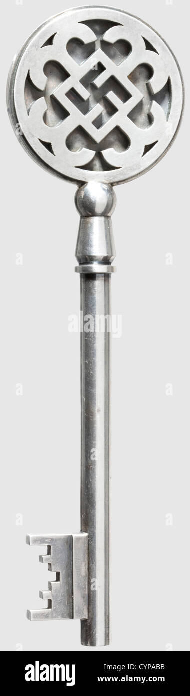 Anny Winter/Adolf Hitler - a key to the Munich town hall 1939,presented ...