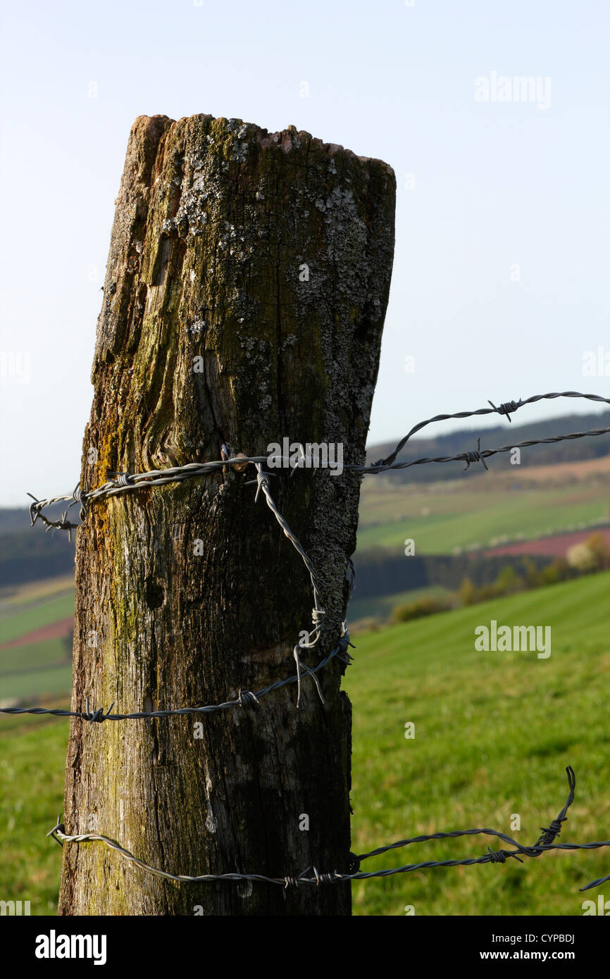 Old wooden fencepost hi-res stock photography and images - Alamy