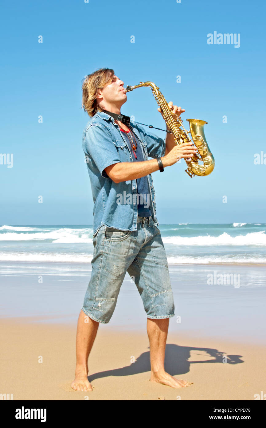 Saxophone player male hi-res stock photography and images - Alamy