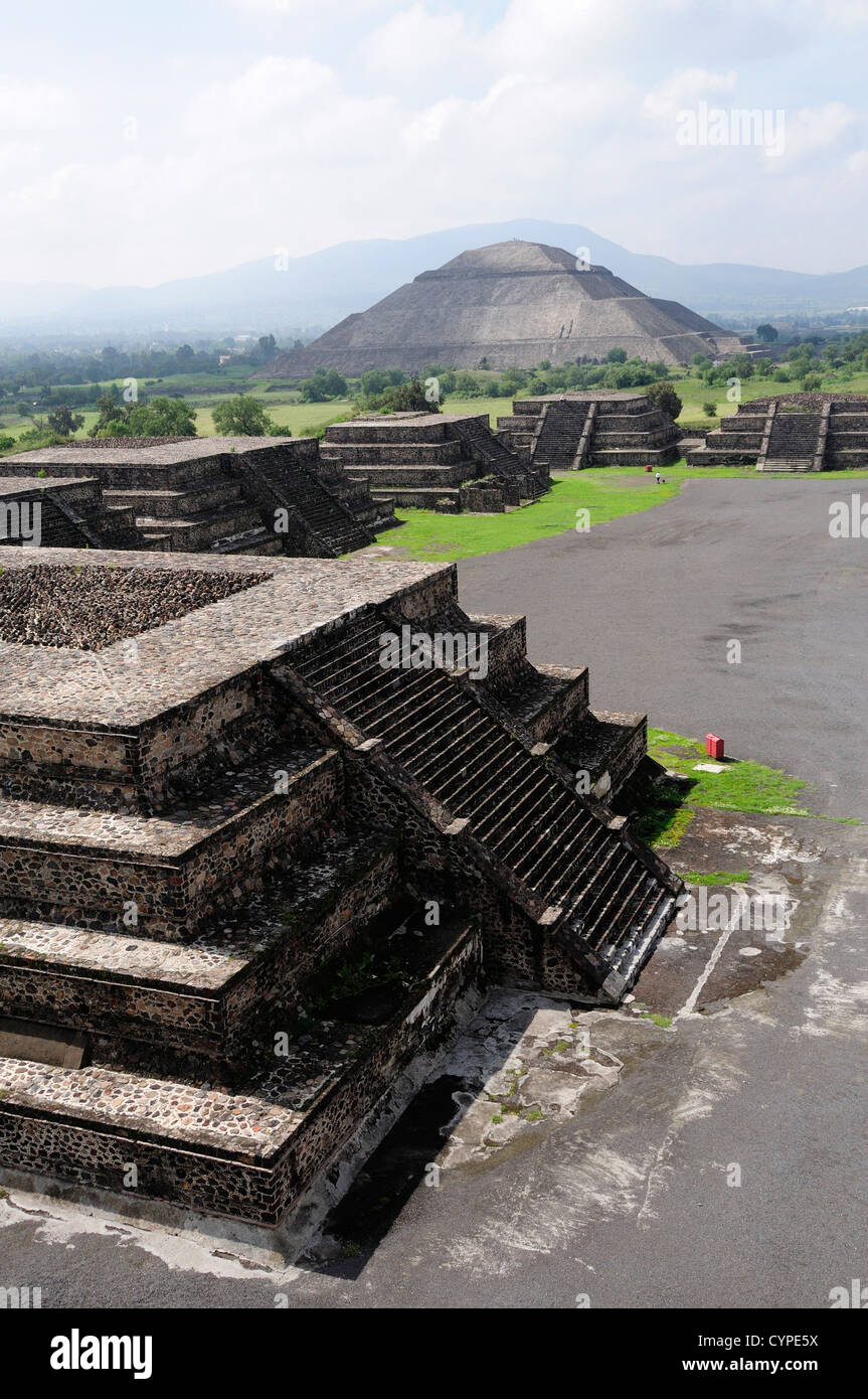 Smaller pyramids in the foreground of Pyramid del Sol. American ...