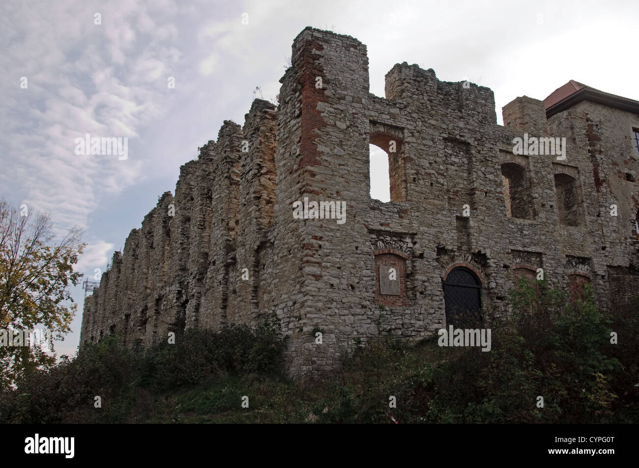 Photo of castle ruins Stock Photo - Alamy