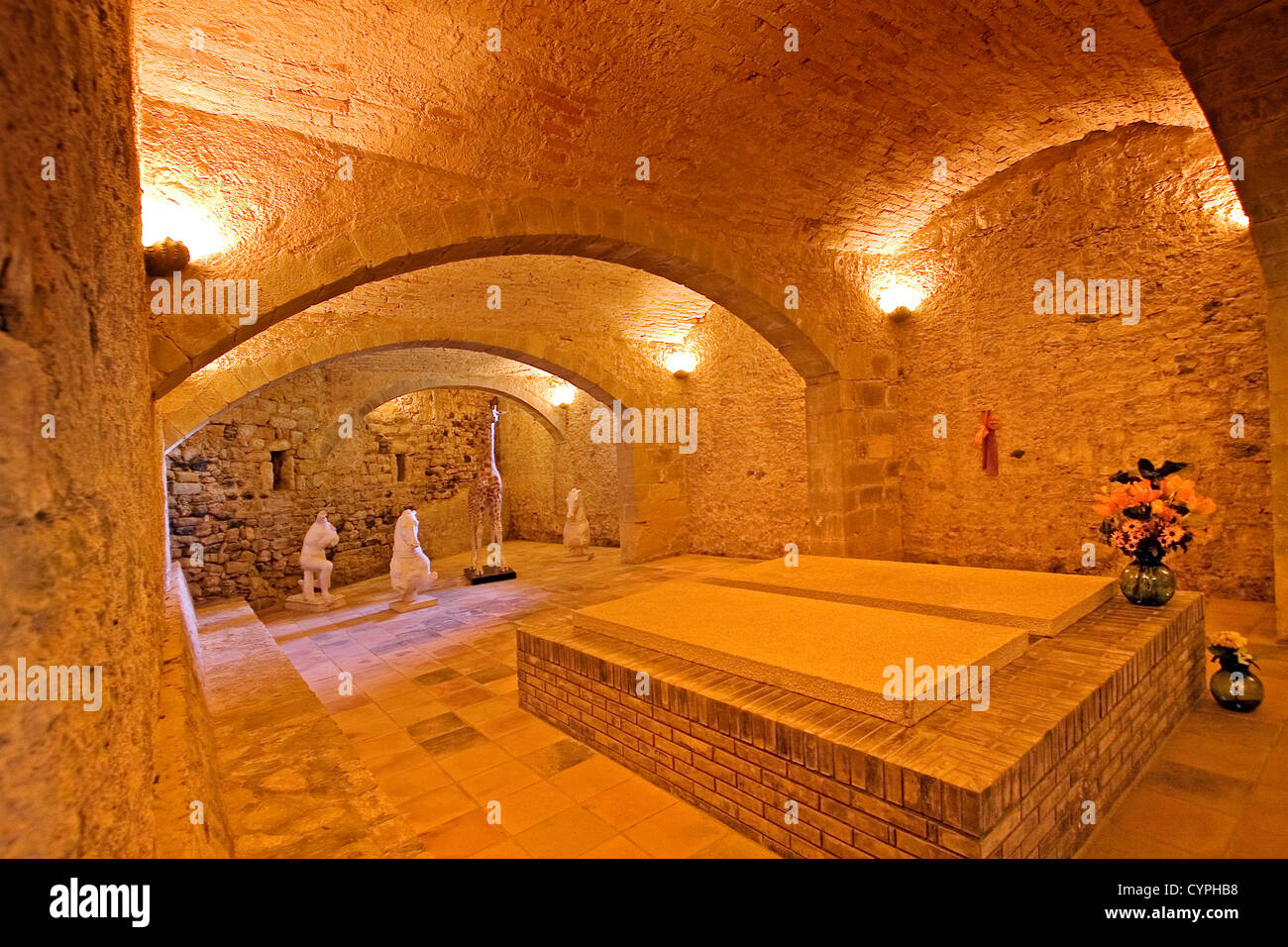 Pubol crypt hi-res stock photography and images - Alamy